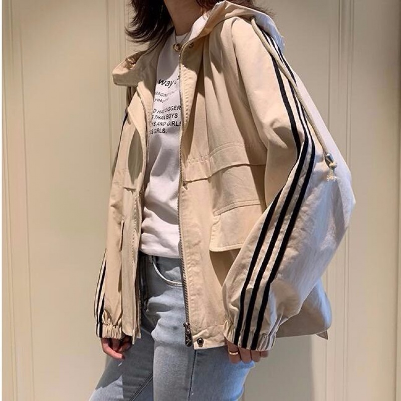 Simple Long-sleeved Coat on Luulla