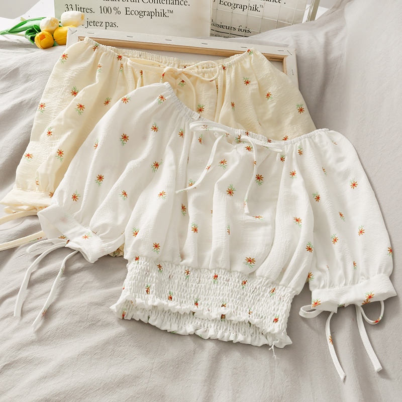 Cute Floral Pattern Top Crop Tops on Luulla
